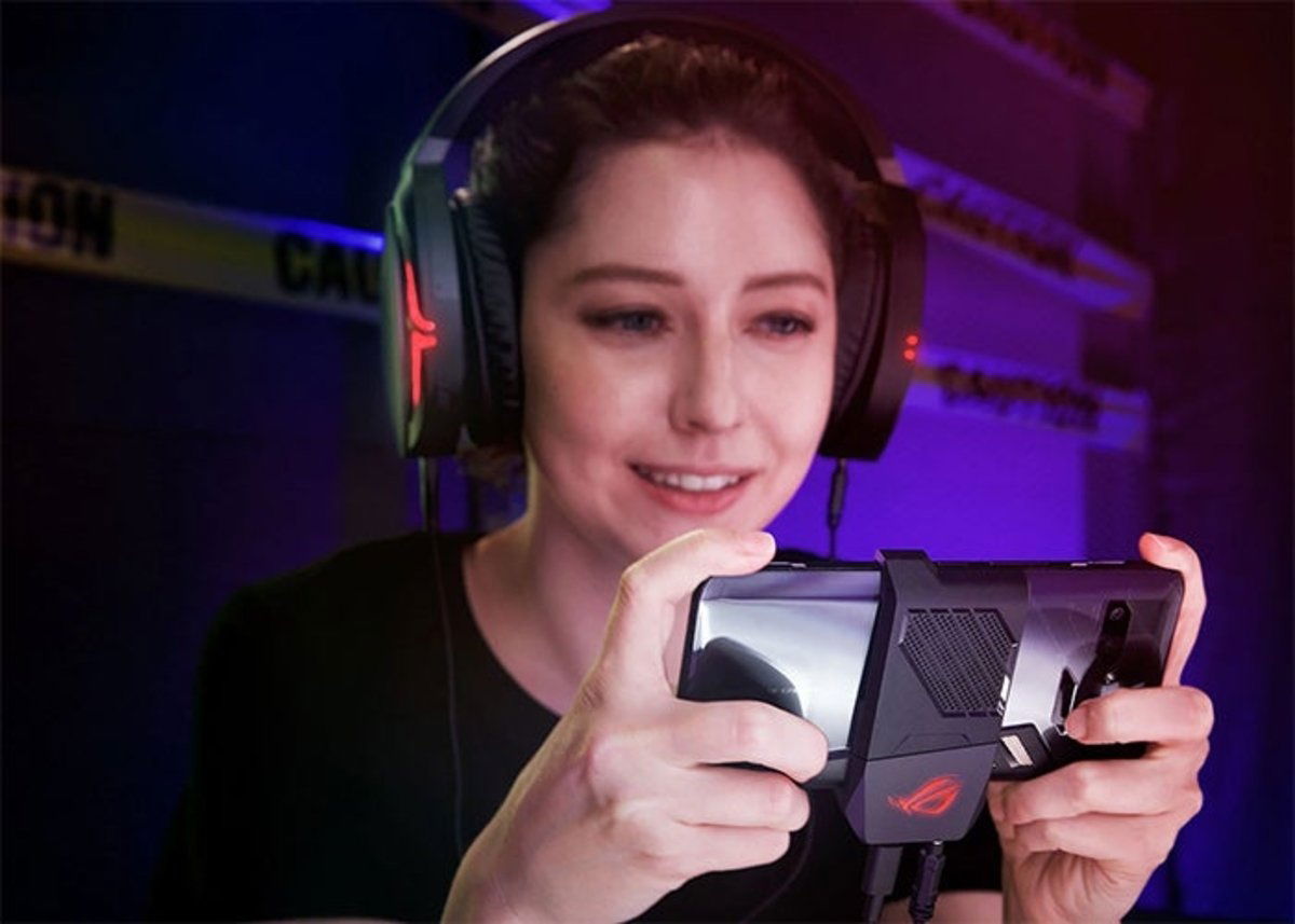 Así es el ASUS ROG: 512 GB de ROM, 8 GB de RAM y pantalla de 90 Hz