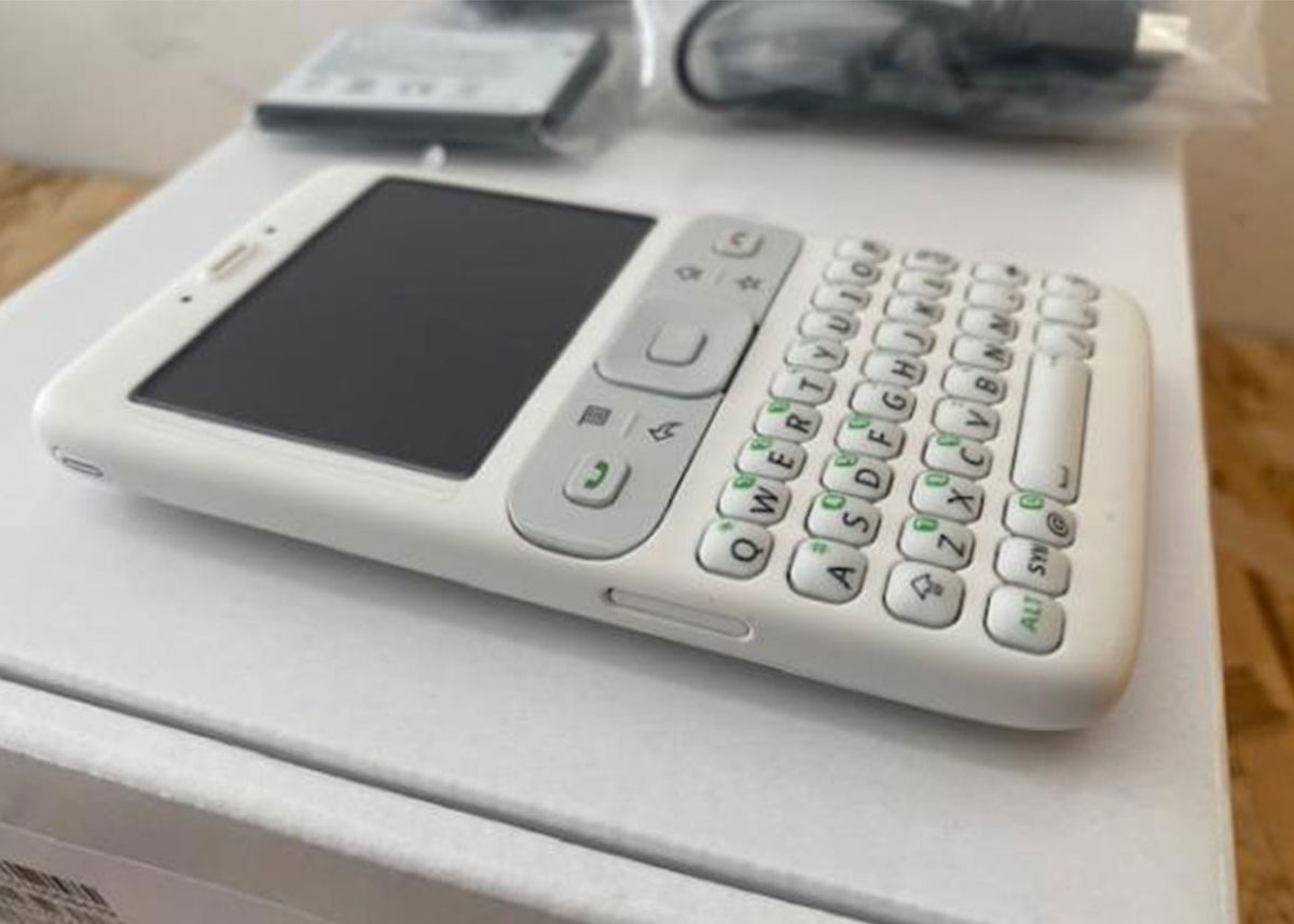 El primer móvil Android de la historia, a la venta en eBay