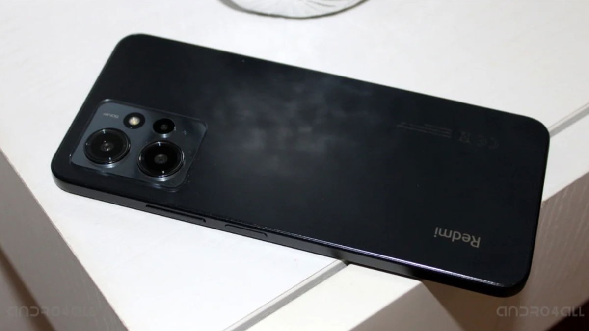 Este móvil Redmi es el primer smartphone en actualizarse a HyperOS con ...