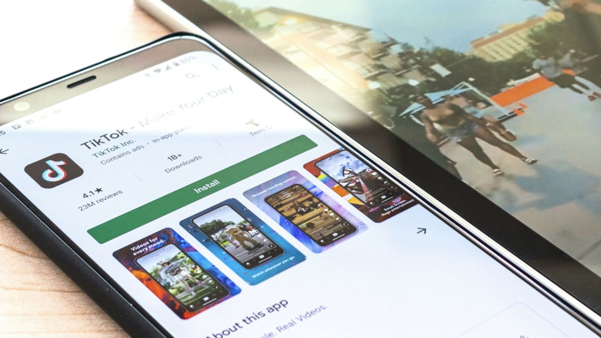 ¿Puedes infectar tu móvil con malware descargando apps de Google Play ...