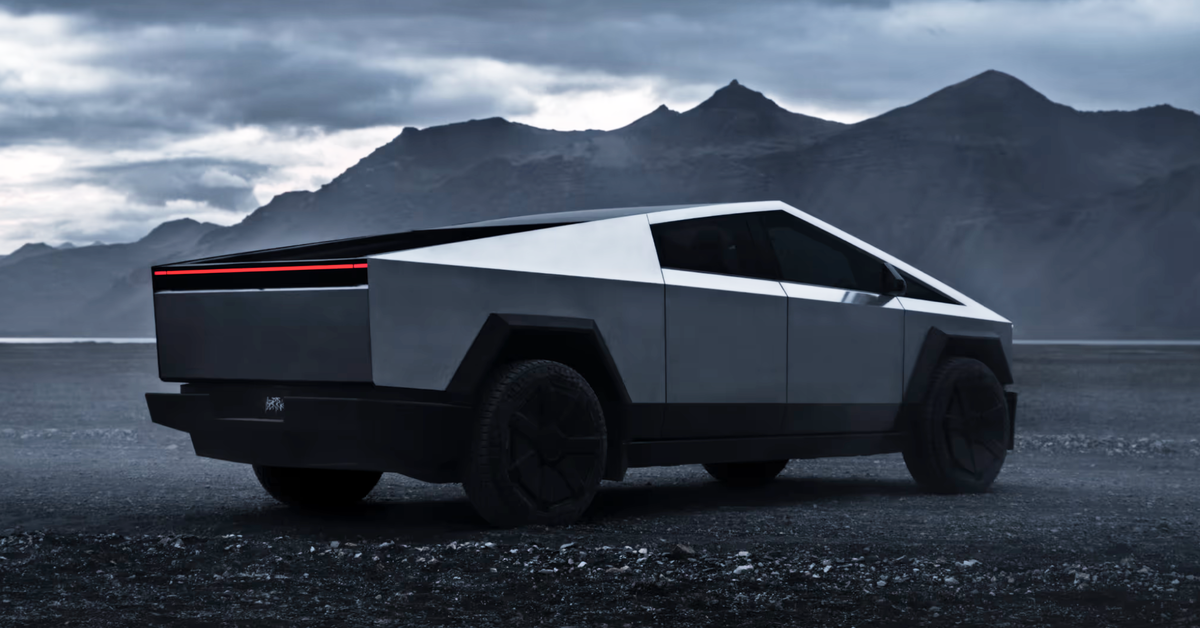 Esta réplica del Tesla Cybertruck fabricada en Pakistán por 11.000 ...