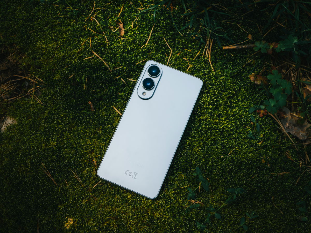 Samsung Galaxy S25 Edge Review: Specs & Analysis - www.world-today ...